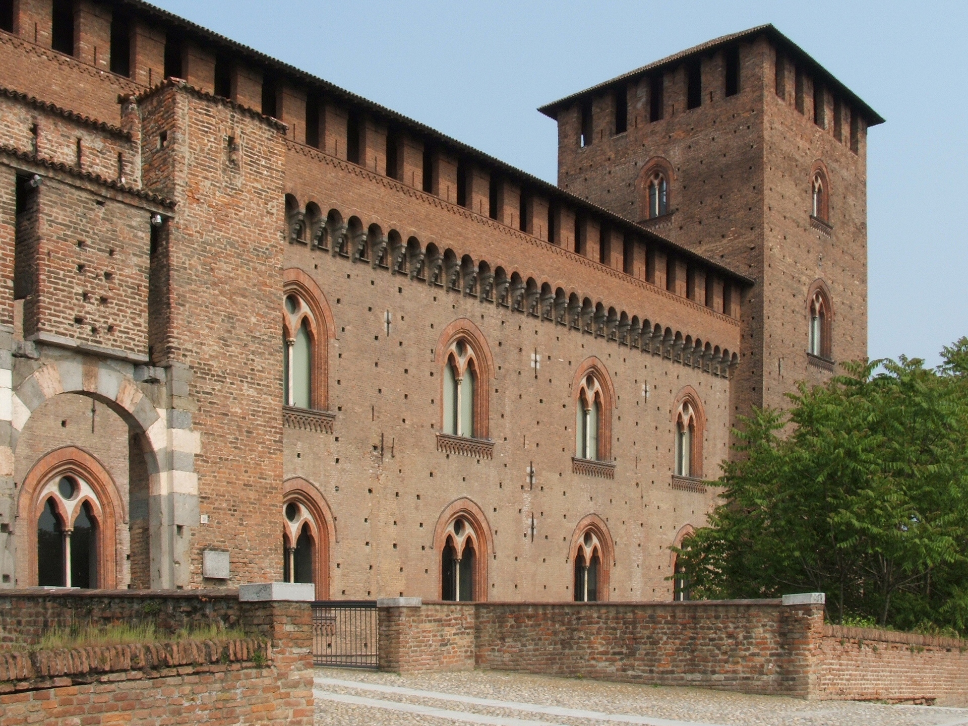 15 Best Places And Things To Do in Pavia, Italy – Places And Things To Do