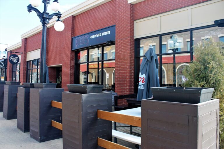 13 Best Places And Things To Do in Moose Jaw, Canada – Places And ...