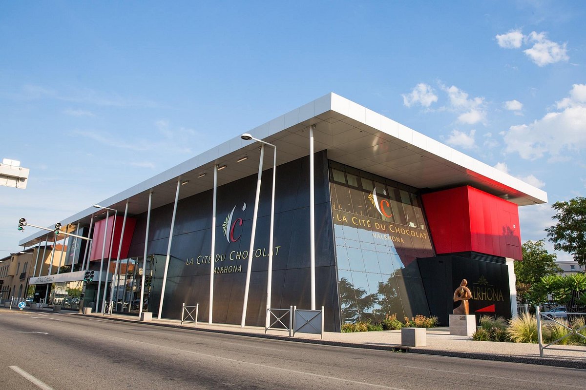 31 Best Places And Things To Do in Cholet, France – Places And Things To Do